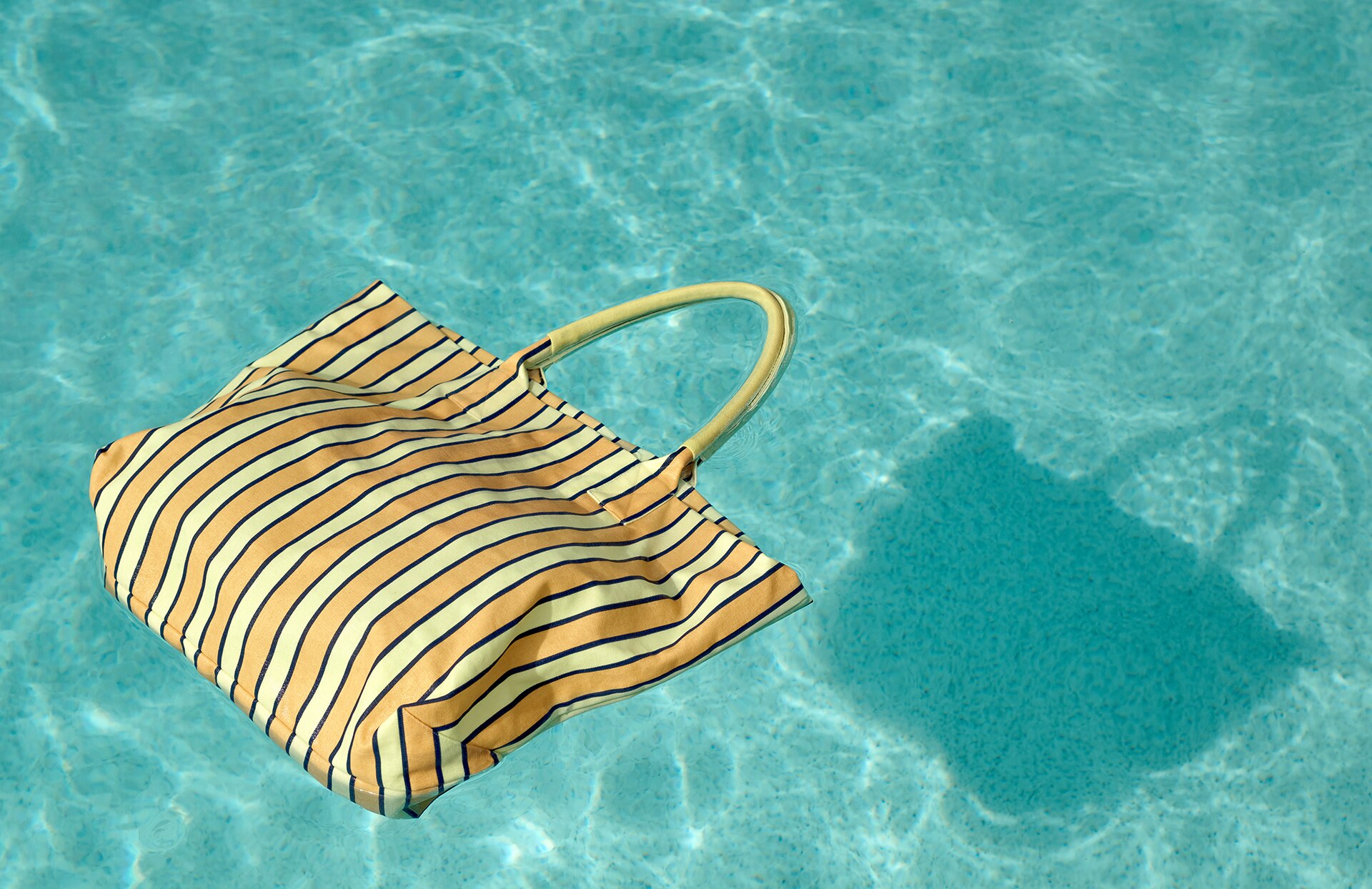 The Perfect Packing List for Your Next Beach Day Trip